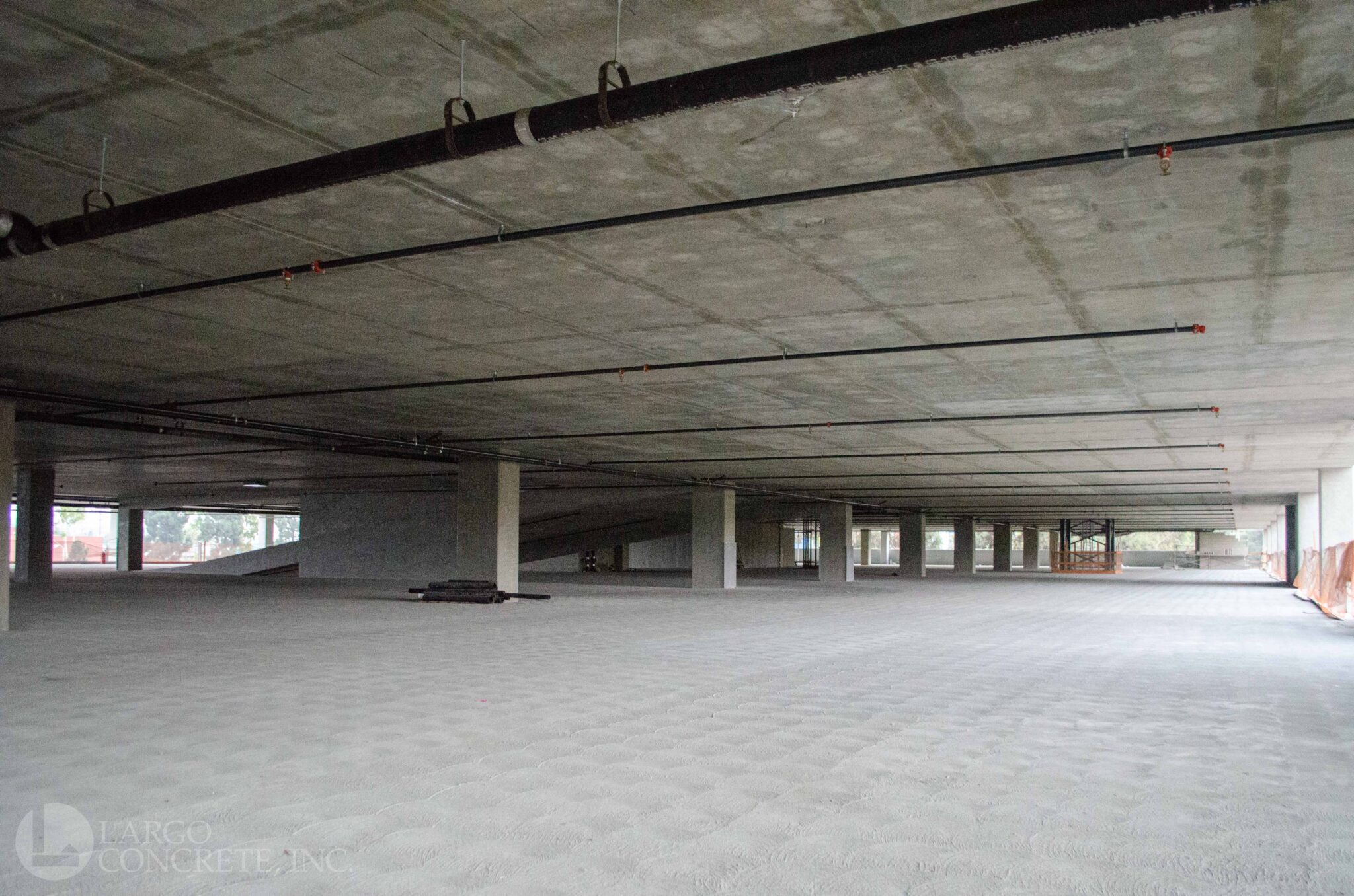 First Major Structural "Bubble Deck" Project on the West Coast Tops Out at Entrada in Culver City