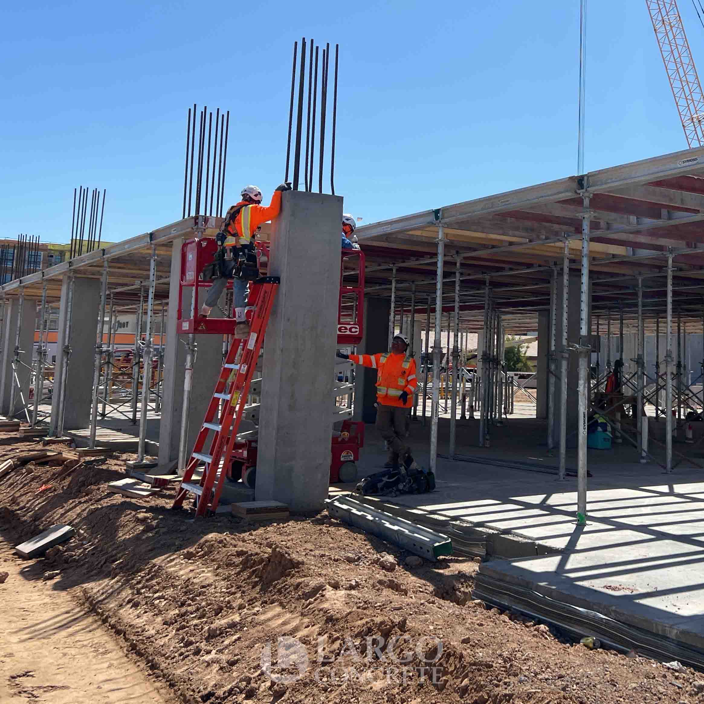 Modera Kierland – Largo Concrete